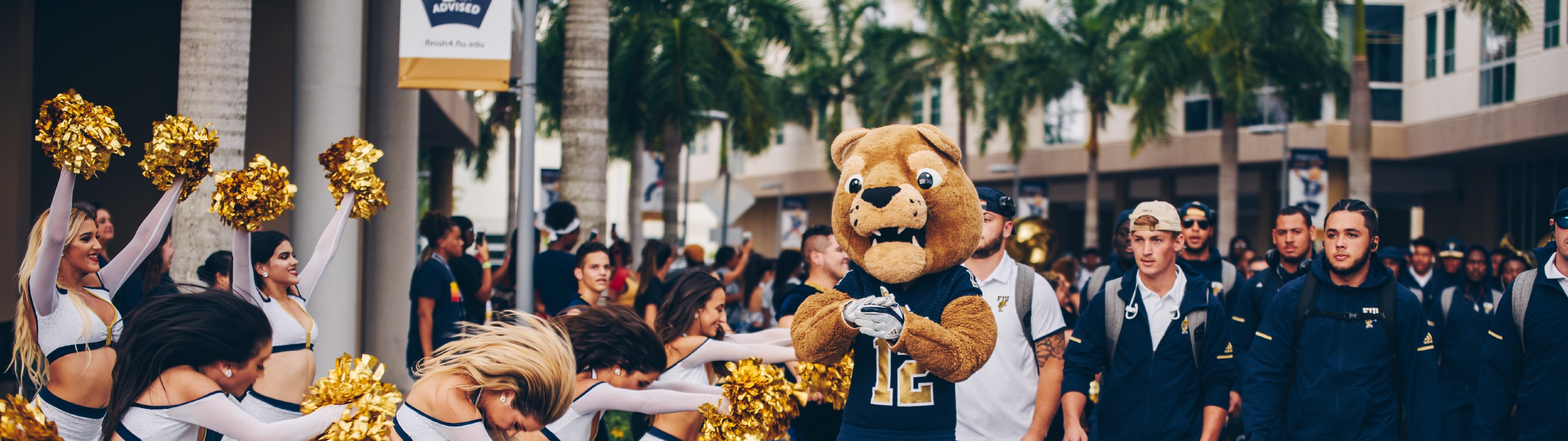 Homecoming Roar Lounge & Football Game | FIU Nicole Wertheim College of ...